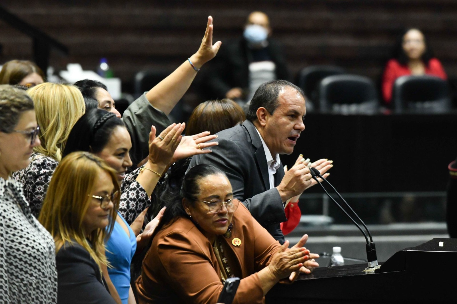 Blanco y el acomplejado rostro de Morena - Ríodoce