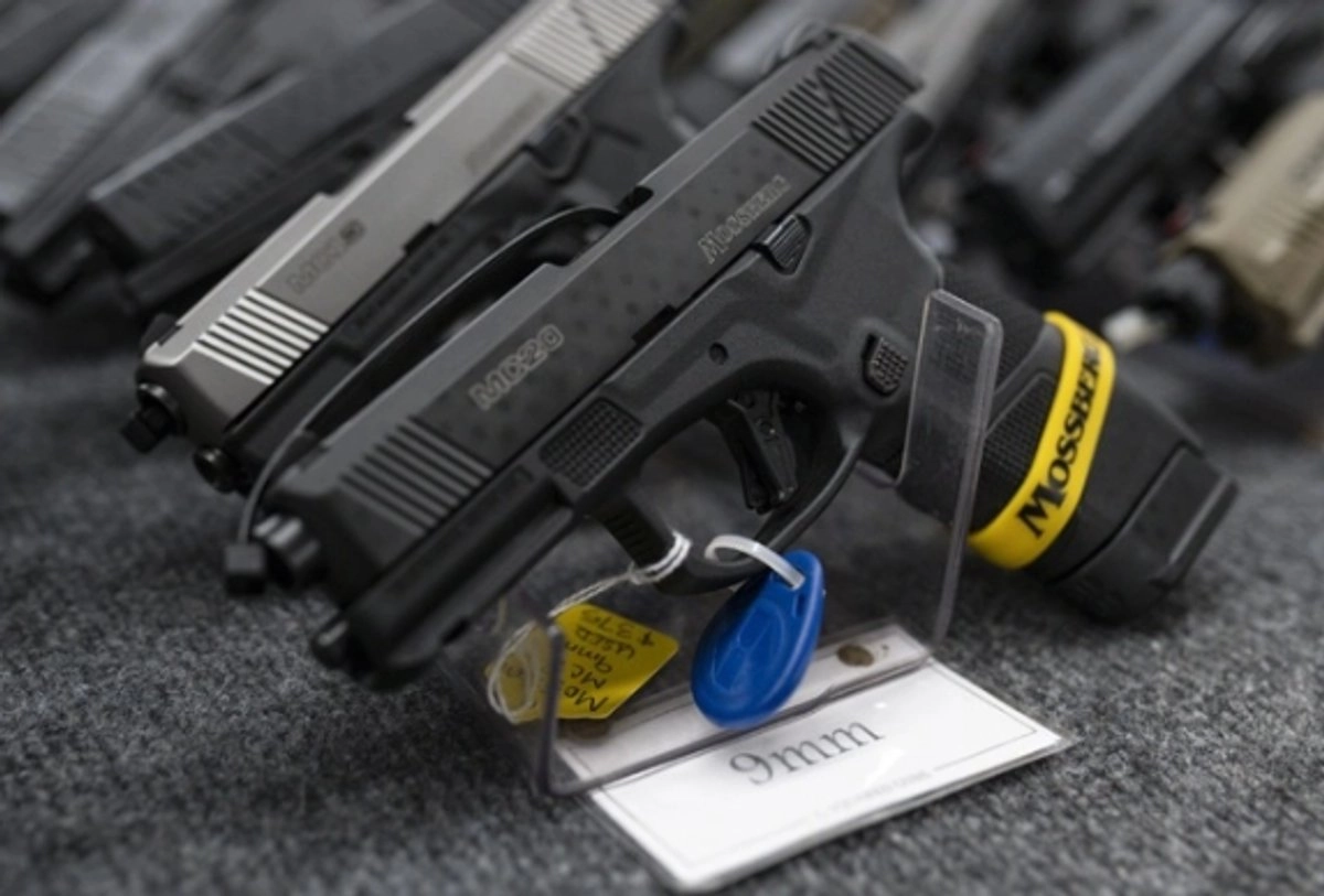 Condenan a mexicano en EU por conspirar para traficar armas - Ríodoce